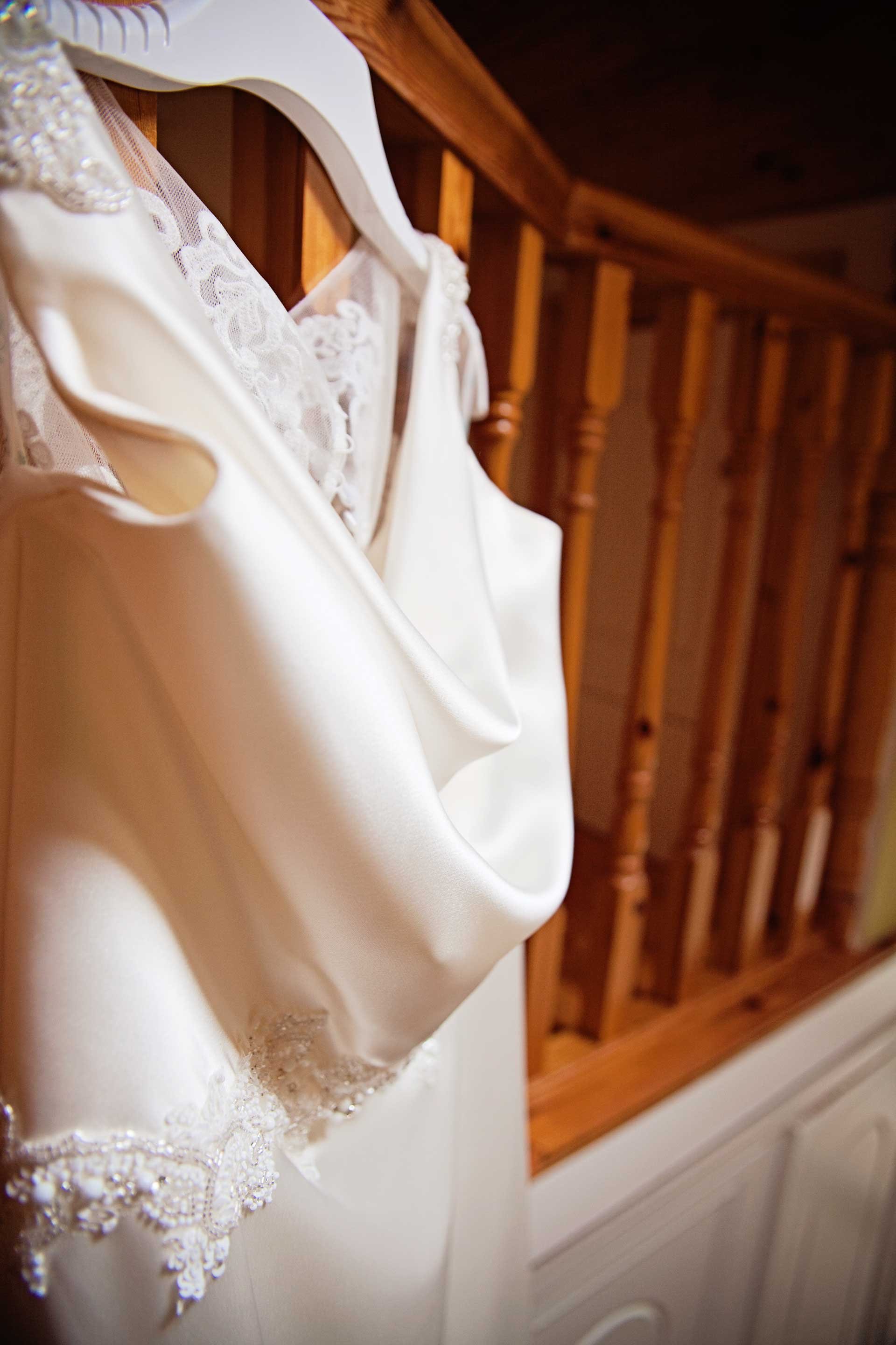 Lorna & Keith's Wedding at the Parkview Hotel | WeddingDates