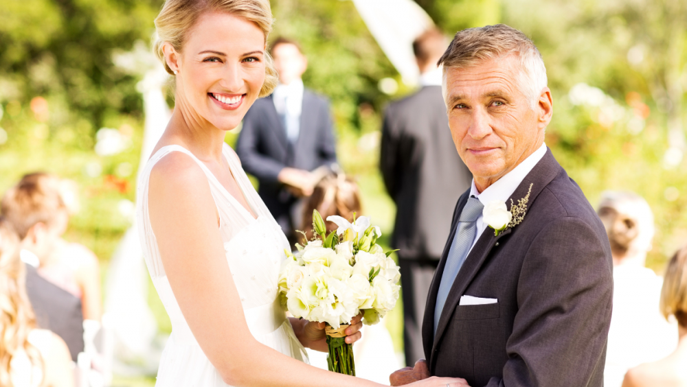 5 Ways to Write Sincere and Creative Wedding Vows | WeddingDates